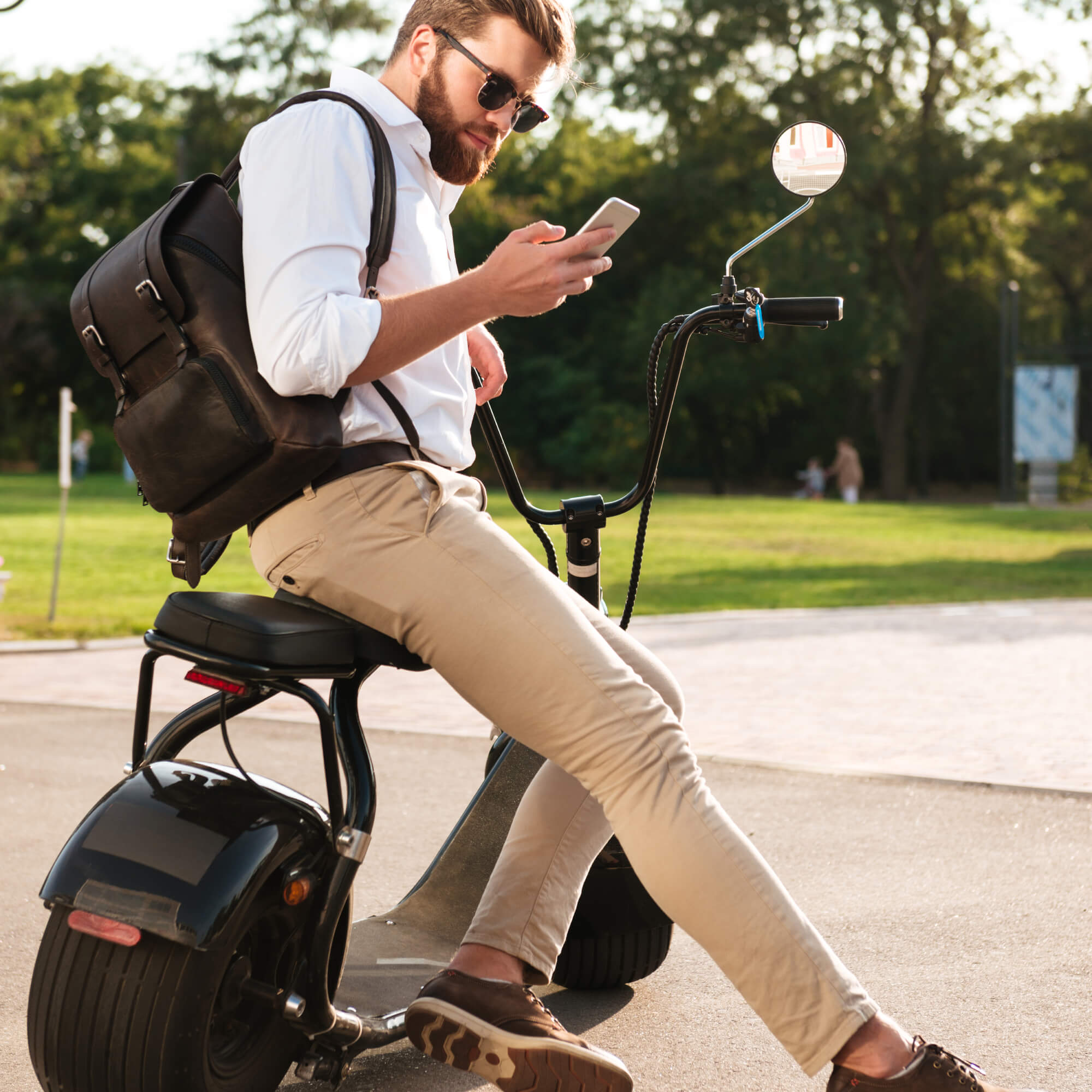 Mastering the Scooter: A Beginner's Guide – Rex E-Bikes